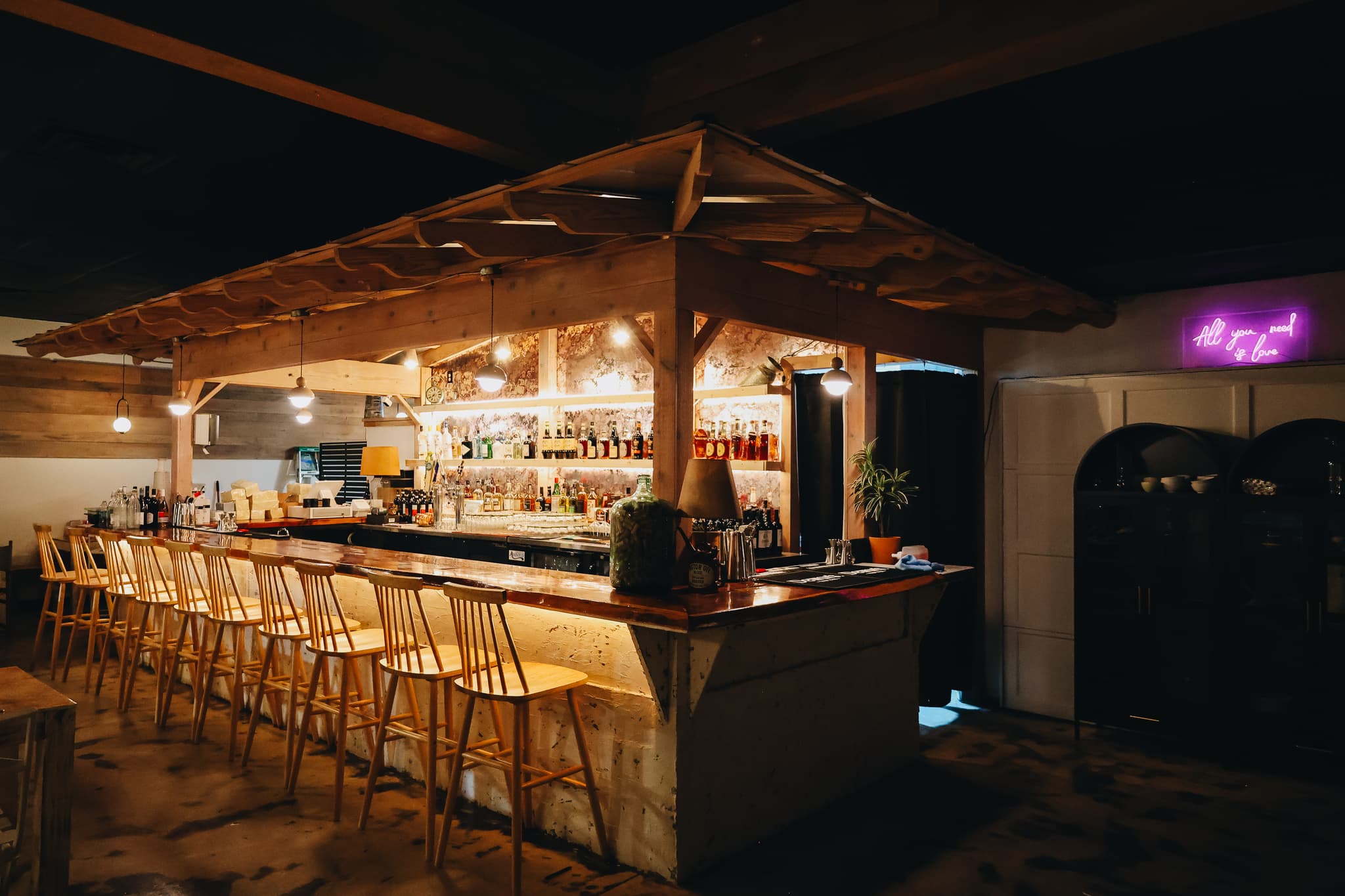 Mamasamas - Authentic Italian Restaurant in Neptune Beach, FL